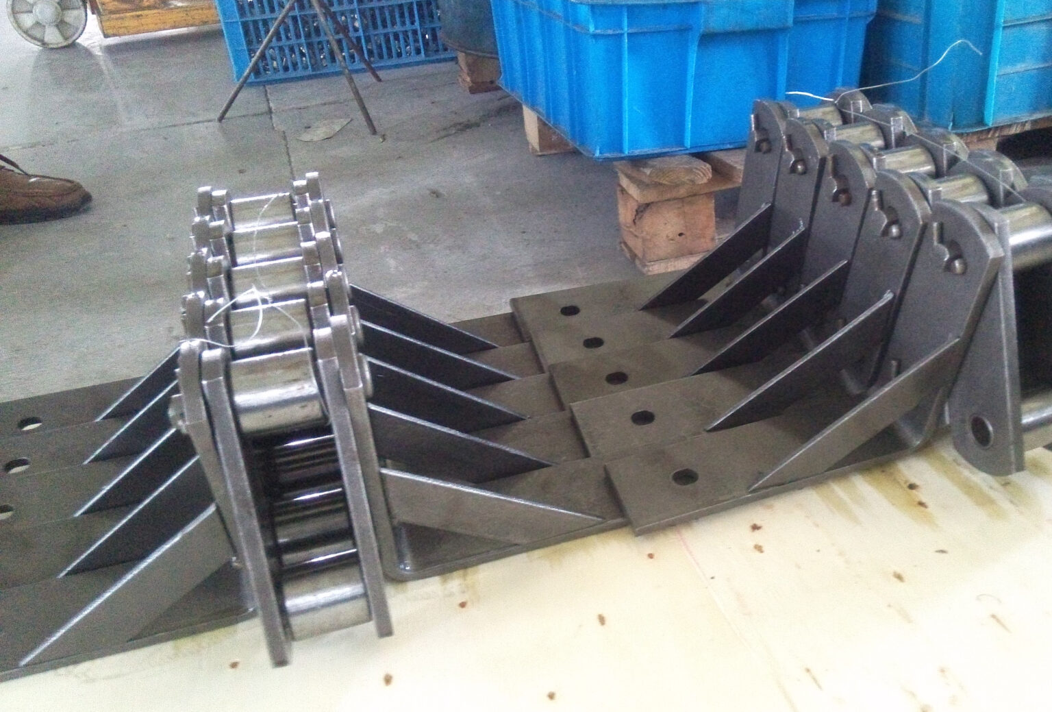 GLF 81X Scraper Conveyor Chain - YT Conveyor