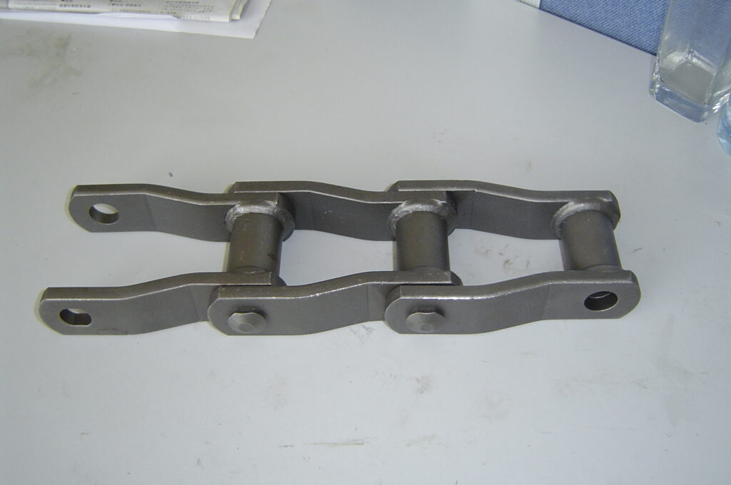 Offset Sidebar Chain - YT Conveyor