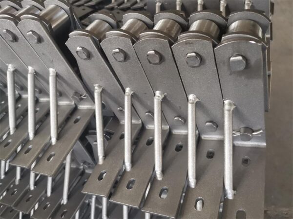 Why Did We Change the Scraper Chain Drag Bar Support Type? - YT Conveyor